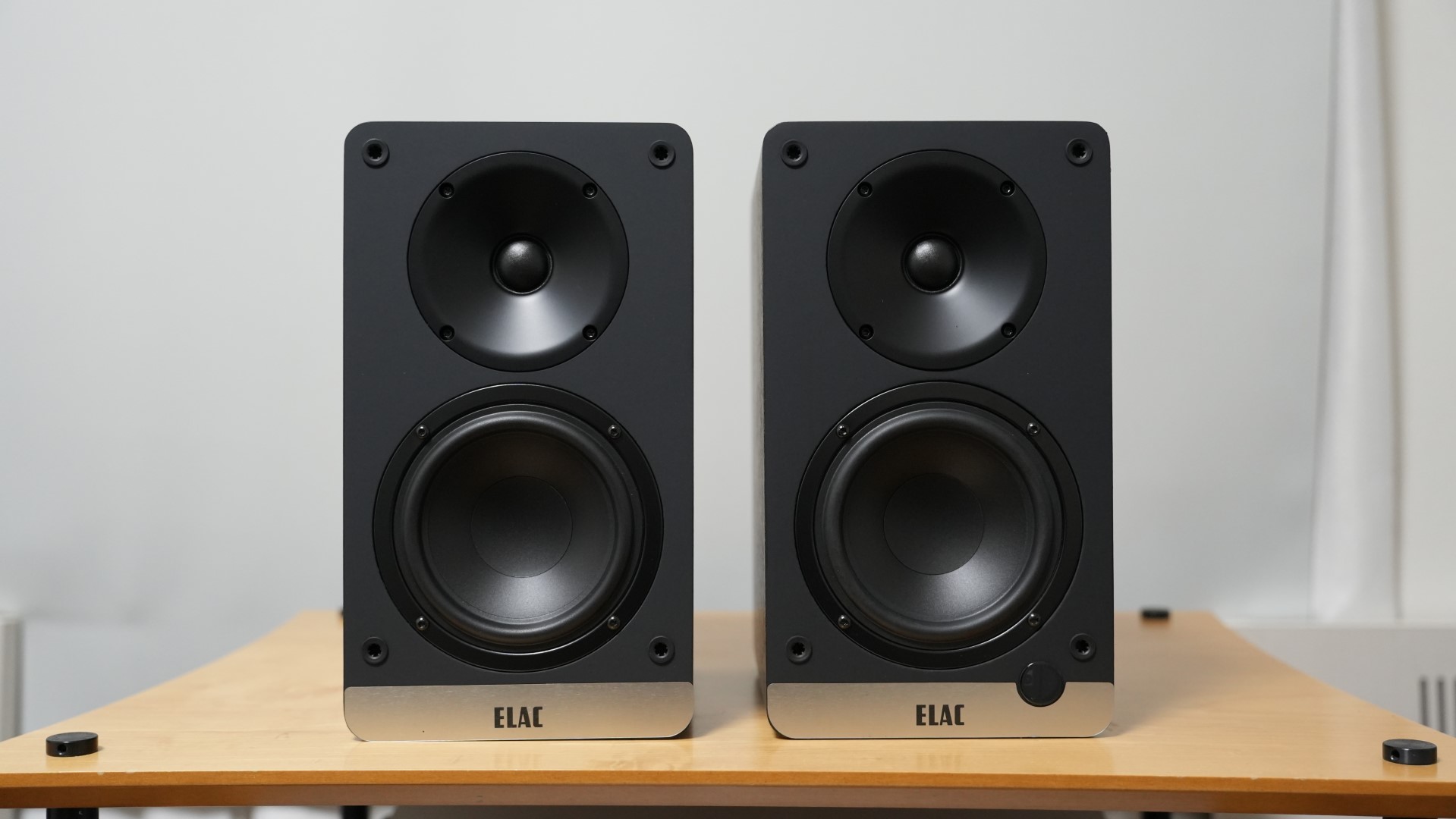 ELAC Debut ConneX DCB41 試聴レビュー & 空気録音 & 測定 | Onsite Audioブログ